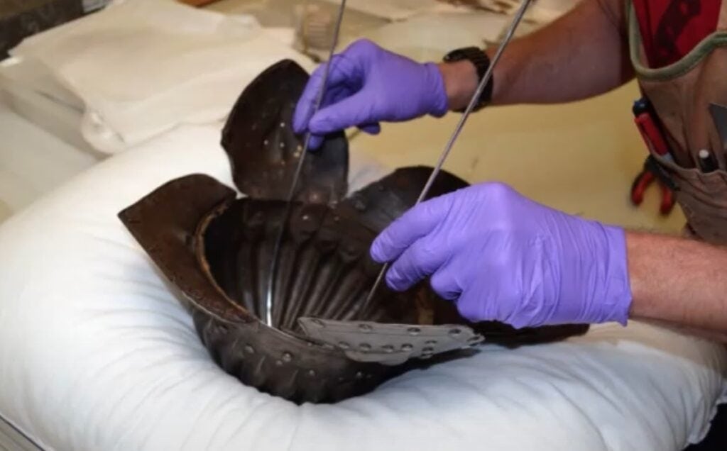 Simple Museum Mount for Hanging Kimono | Museum Trade